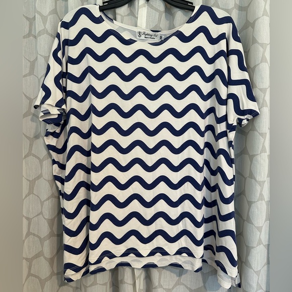 Fighting Eel | Tops | Fighting Eel Blue And White Wavy Top | Poshmark